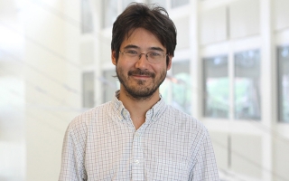 Prof. Chris Hirata awarded 2021 Distinguished Scholar Award ...